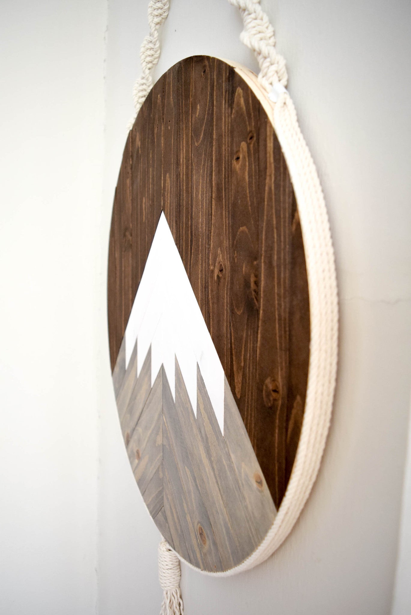 Mt. Shasta - Round Macrame Wood Wall Art Hanging – Roaming Roots